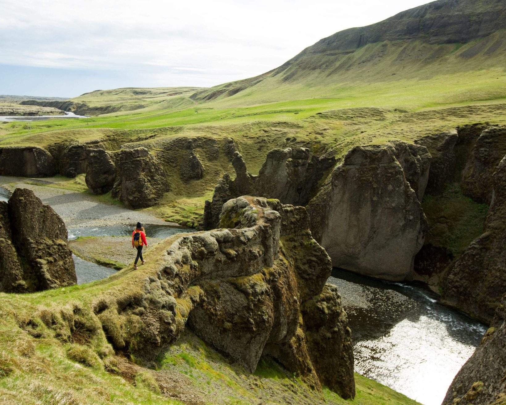 Student Discount Flights & Deals | KAYAK for Students