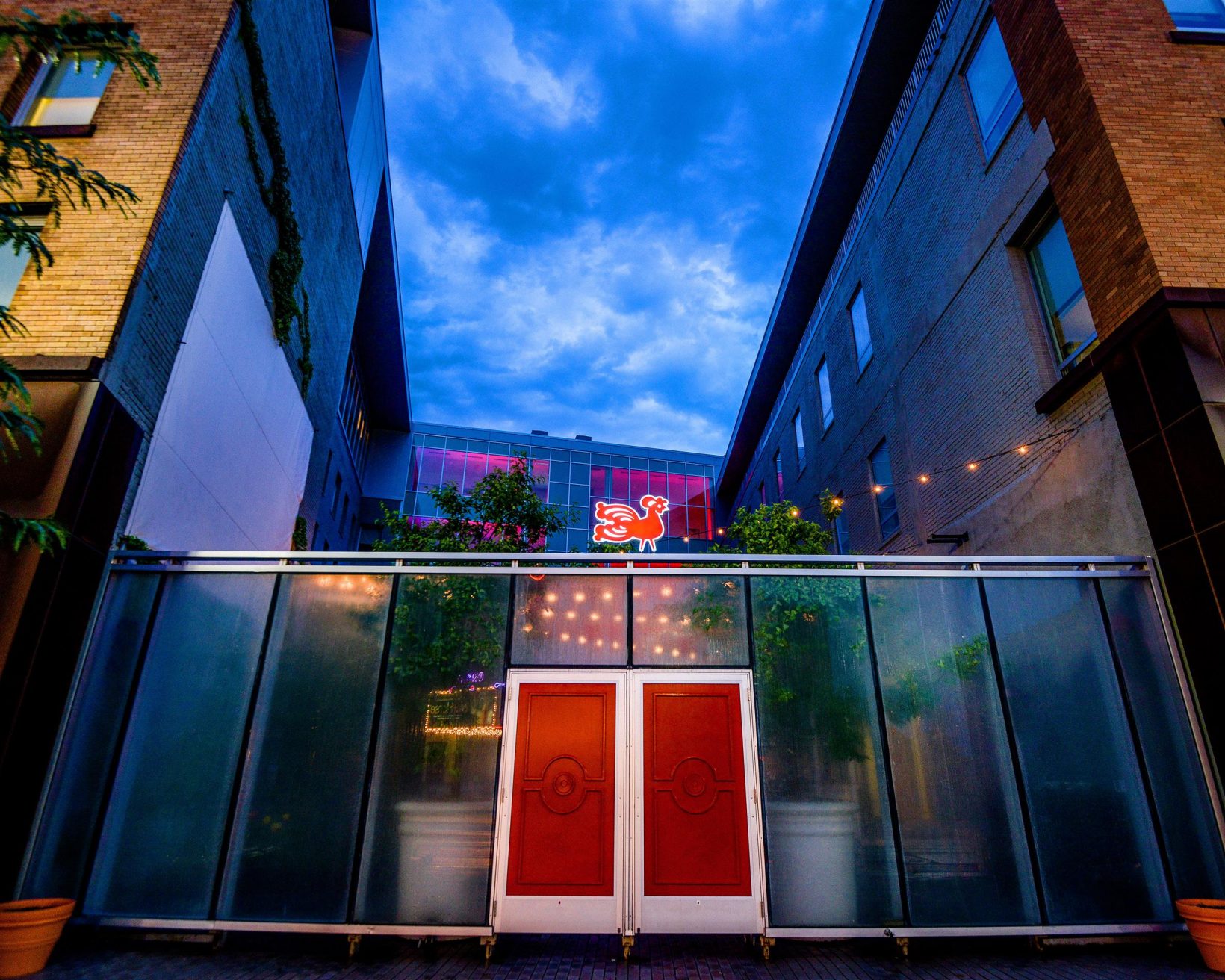 10 Heartland Hotels with Rooftop Bars Perfect for Summer - Travel ...