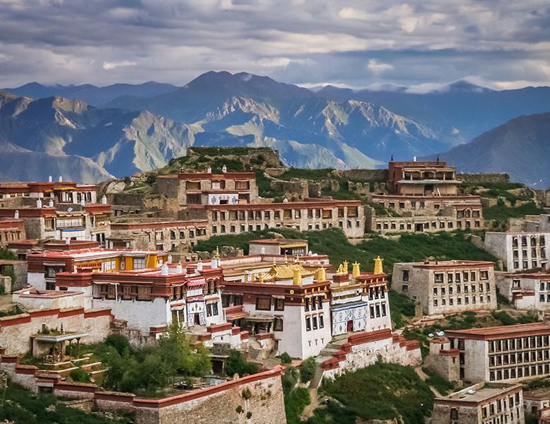 48 Hours in Spiritual Lhasa - Travel Hacker Blog