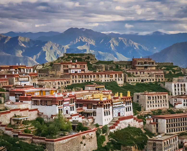 48 Hours in Spiritual Lhasa - Travel Hacker Blog