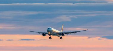 Top Travel Hacks for Finding the Right Flight - Travel Hacker Blog