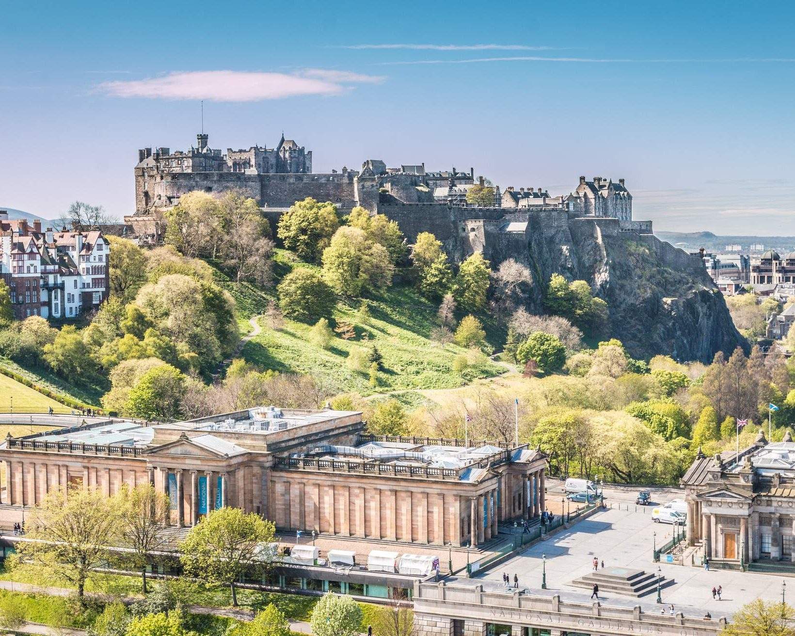 13 best castles in the UK you should visit at least once - KAYAK