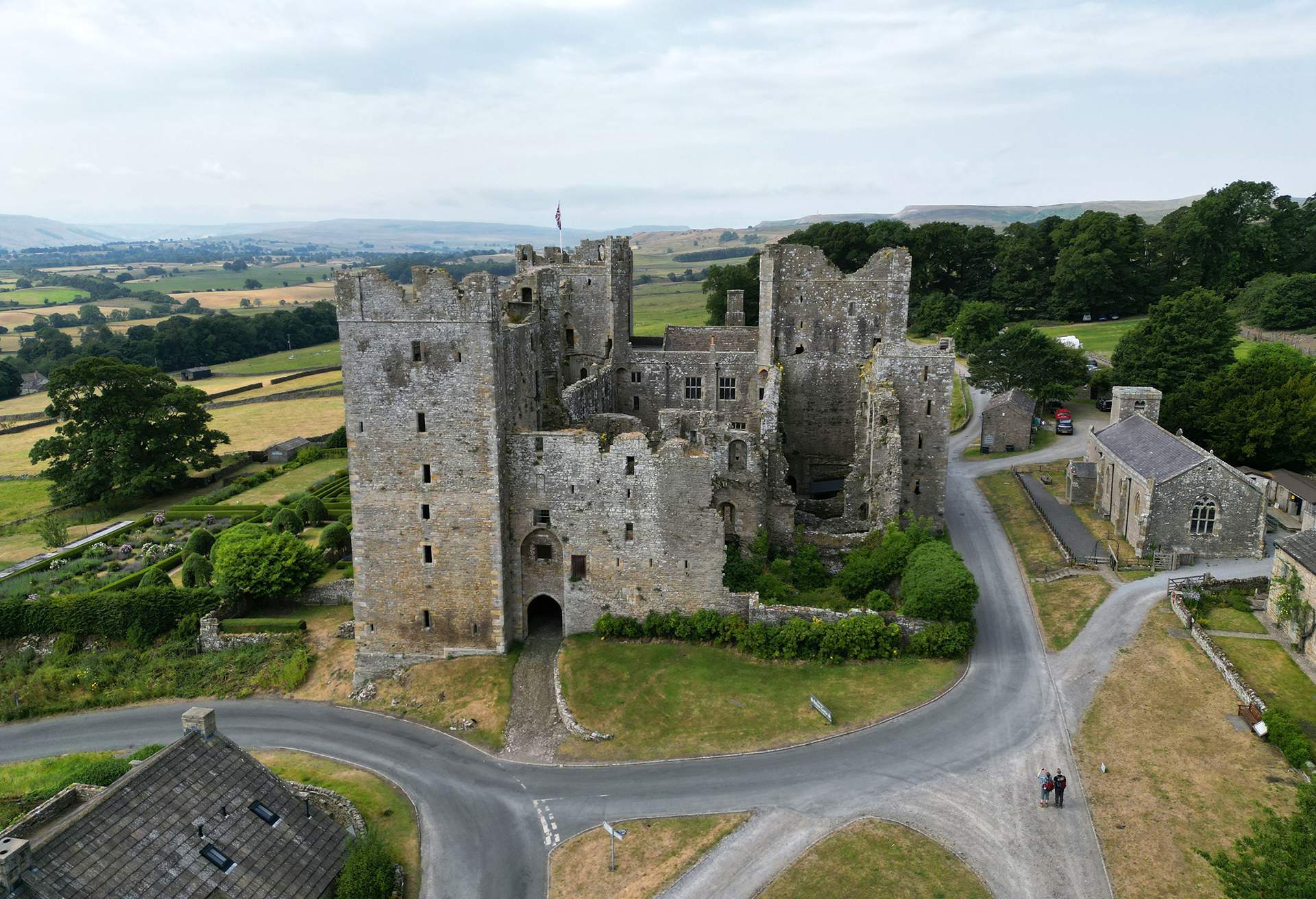 13 best castles in the UK you should visit at least once - KAYAK