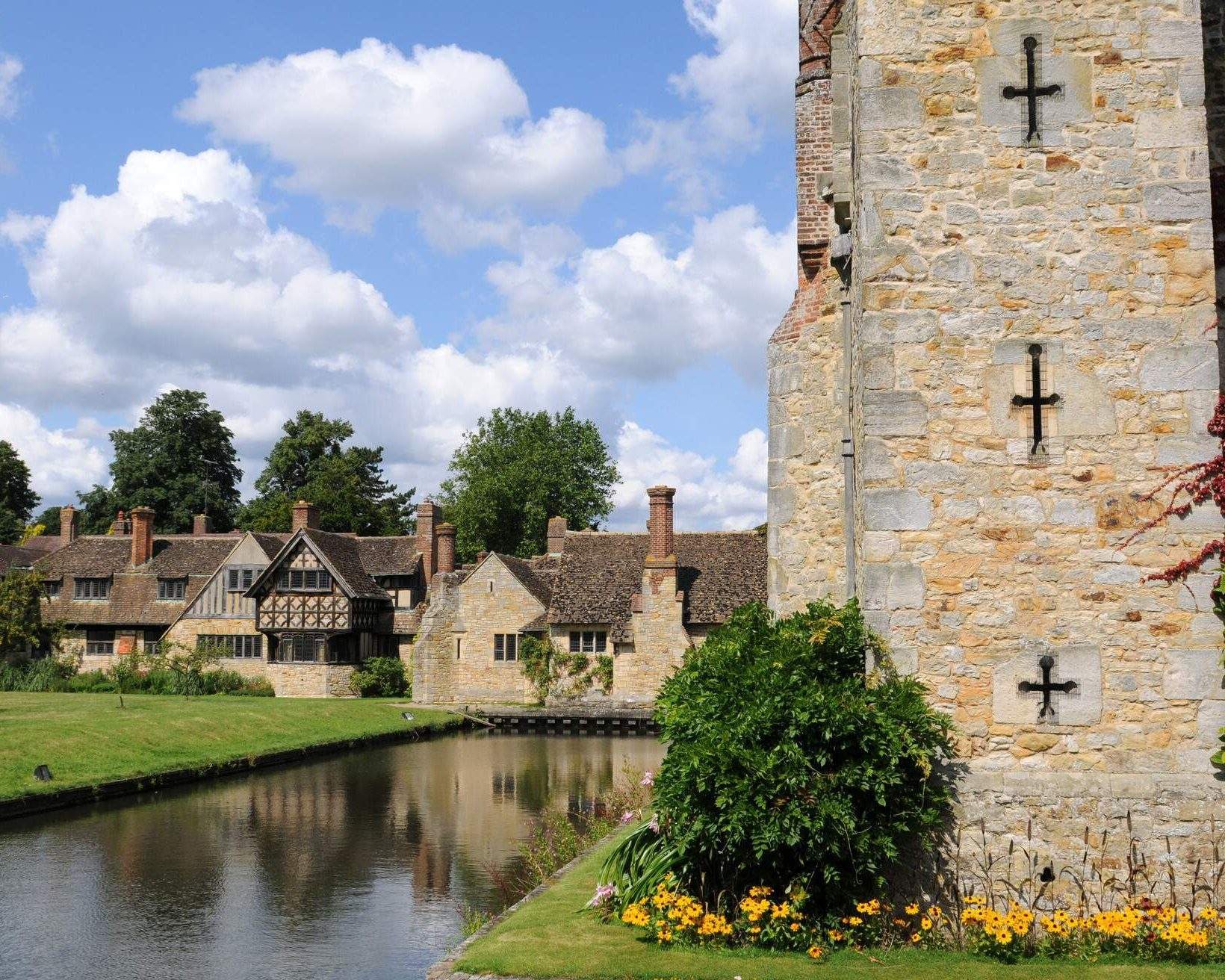 13 best castles in the UK you should visit at least once - KAYAK