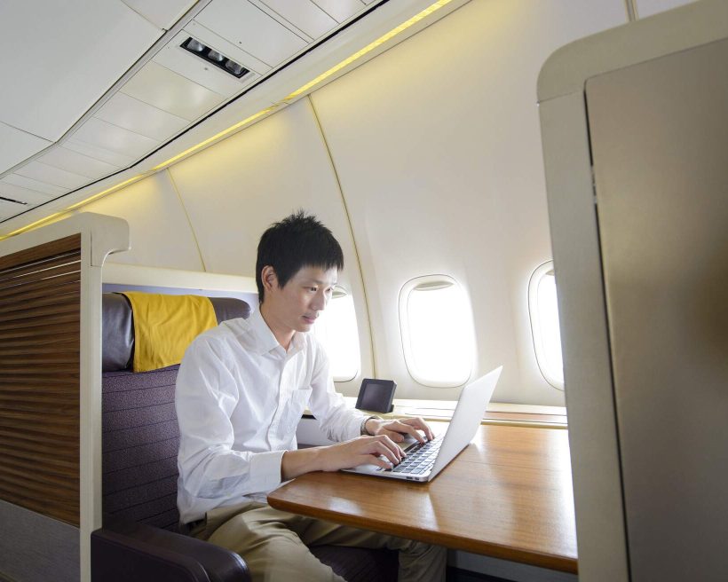A definitive guide to the different flight classes | KAYAK