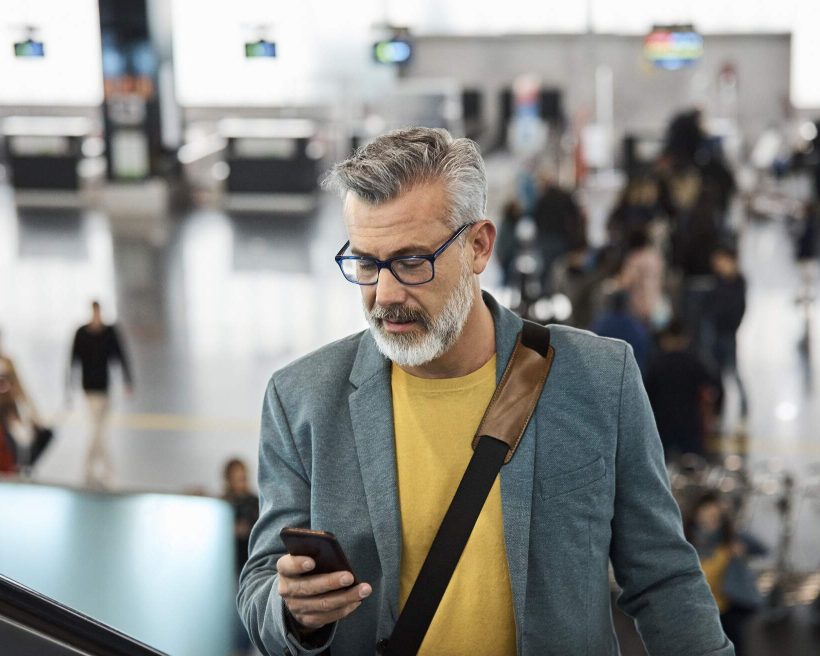 A detailed guide to what a layover is - KAYAK