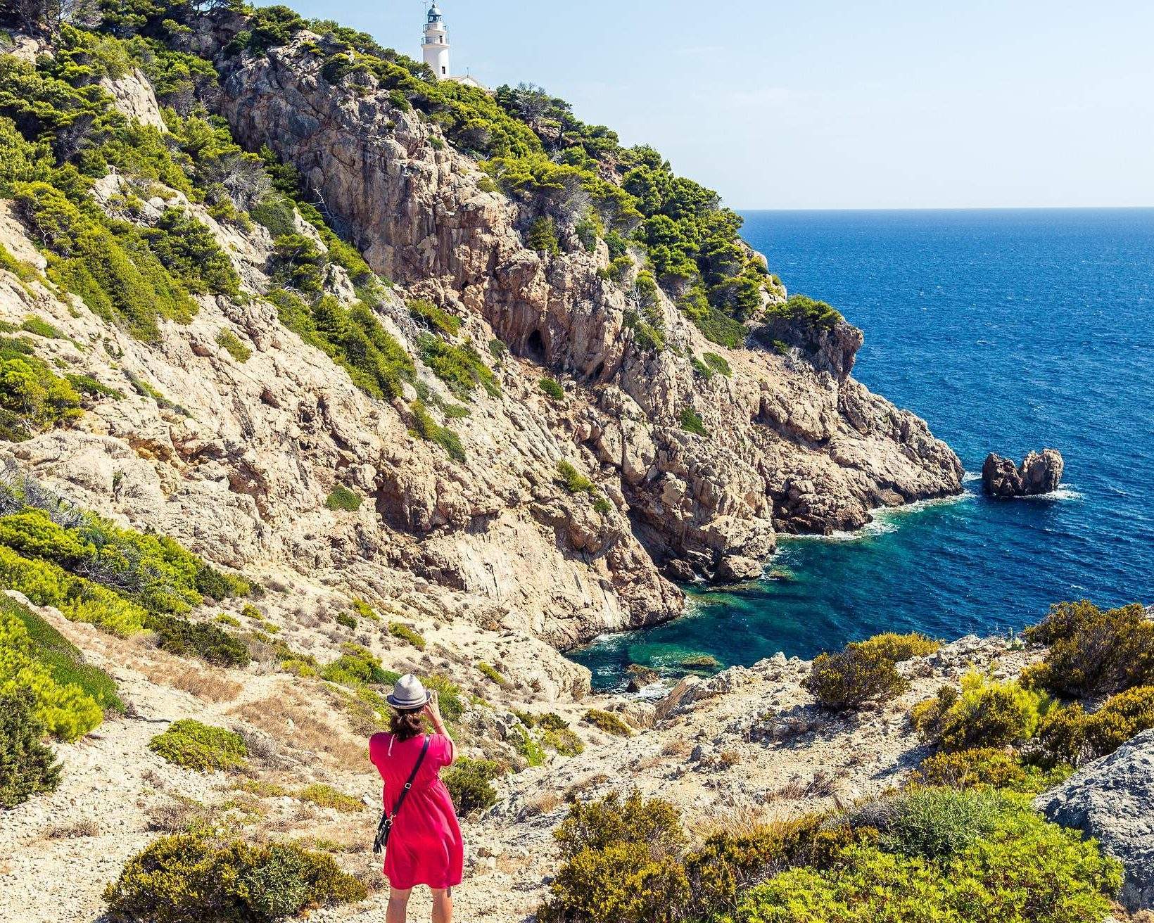 Delving into what the best Spanish islands have to offer - KAYAK