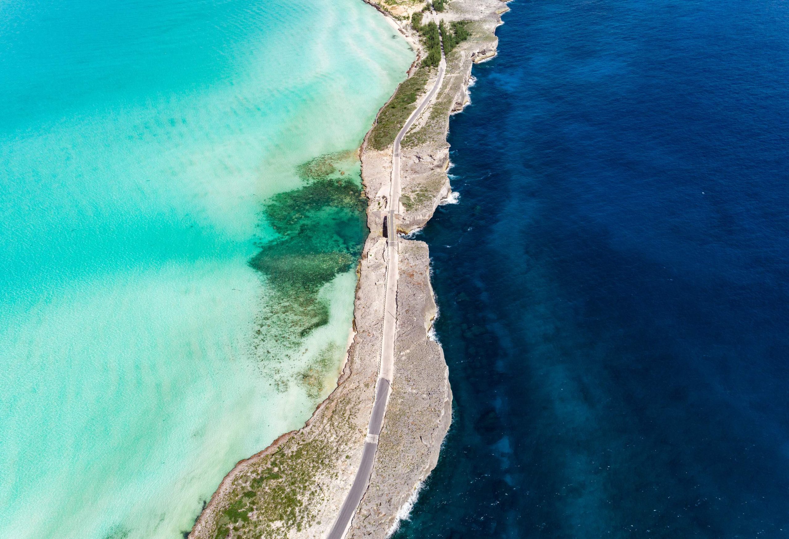 Do you need a passport to go to the Bahamas? - KAYAK