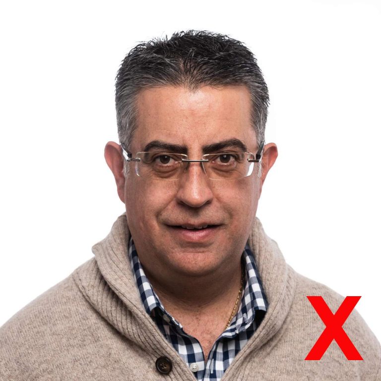 Tips on how to take a passport photo at home | KAYAK