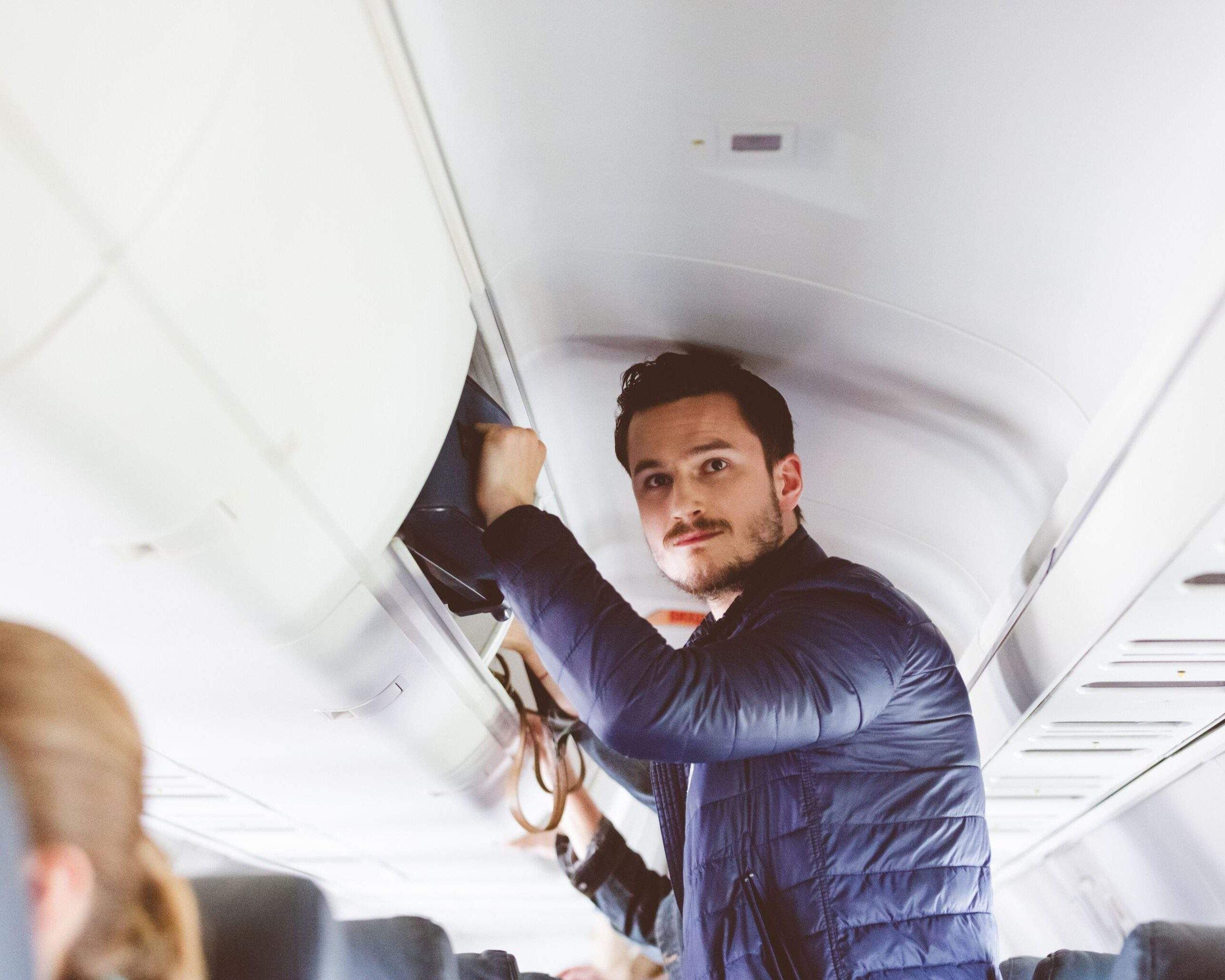 Learn how to overcome fear of flying: tips and strategies - KAYAK