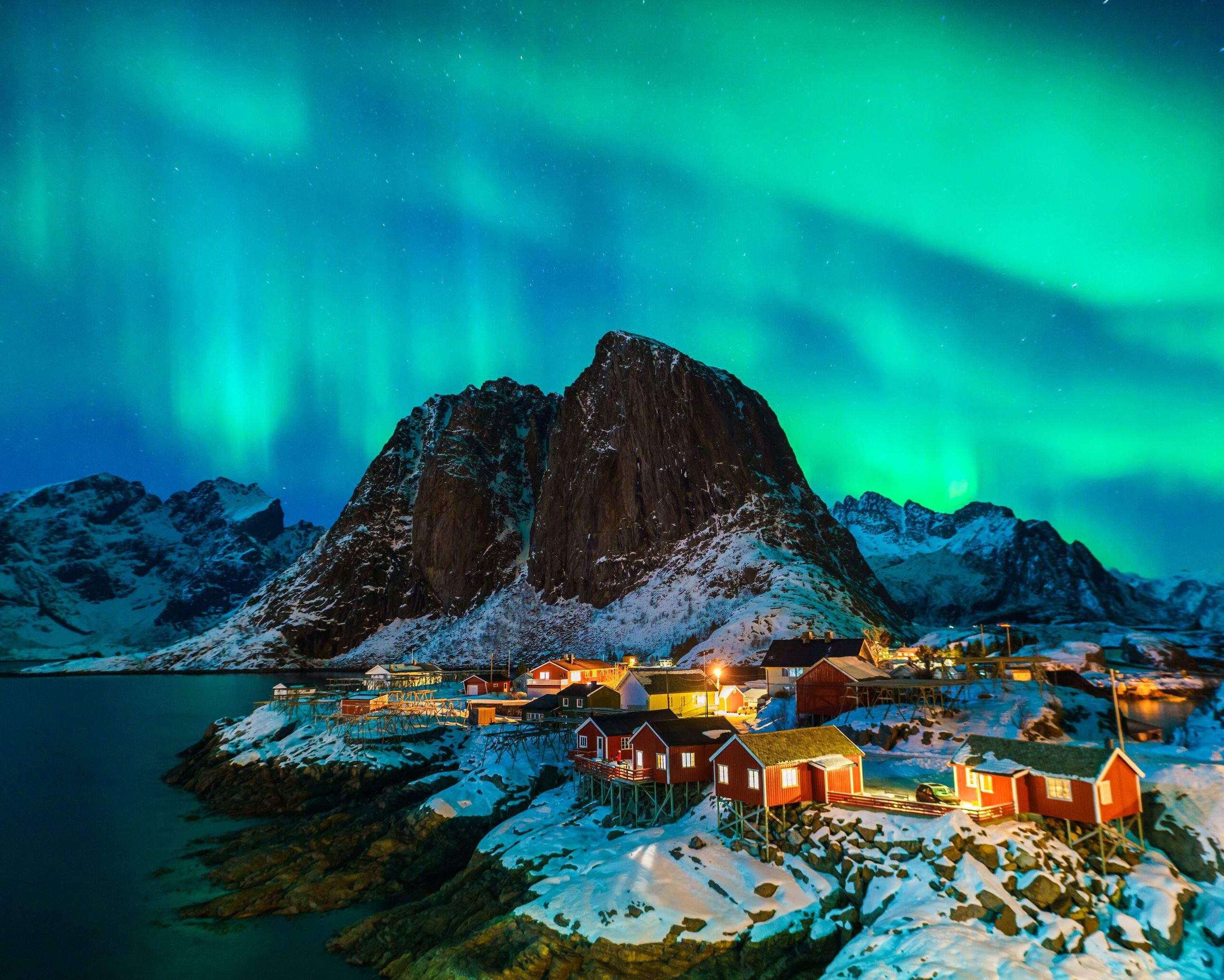 Best places to see the Northern Lights in 2024 and 2025 - KAYAK