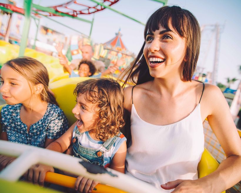 Emy Rodriguez Flores & Jennifer Simonson - KAYAK