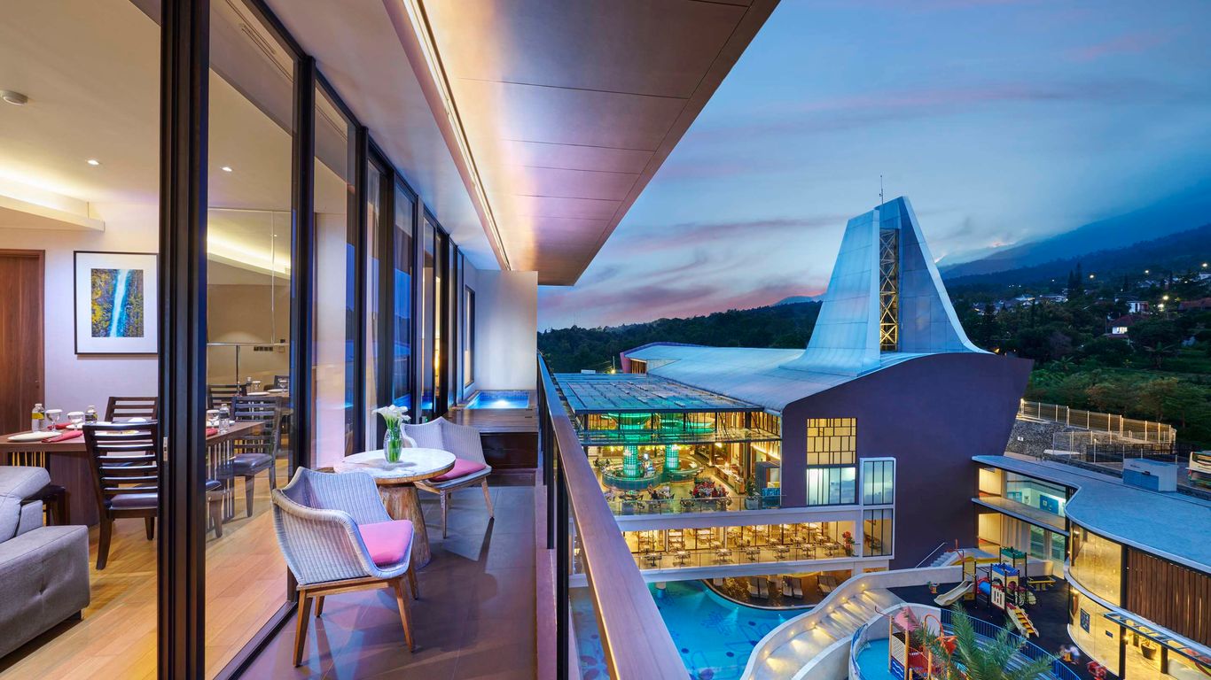 Golden Tulip Holland Resort from $55. Batu Hotel Deals & Reviews - KAYAK