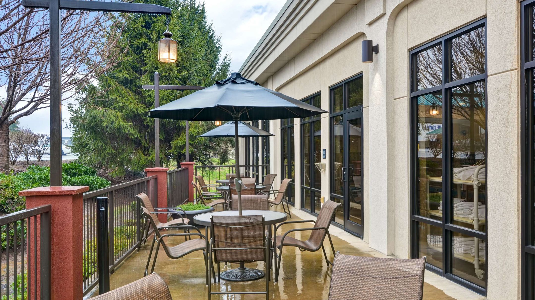 Hampton Inn Hendersonville from $108. Hendersonville Hotel Deals ...