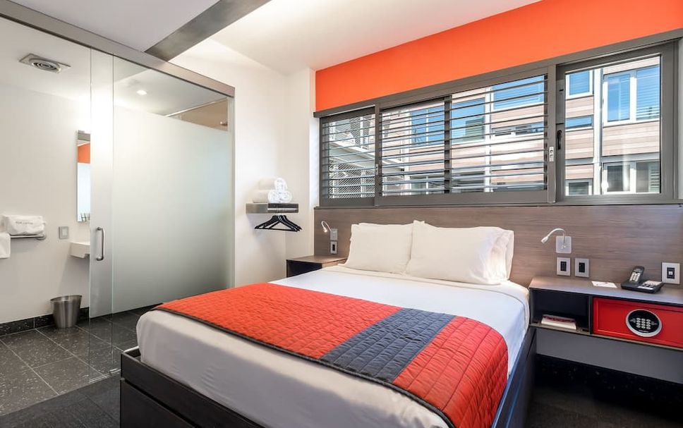 Pod Brooklyn from $81. Brooklyn Hotel Deals & Reviews - KAYAK