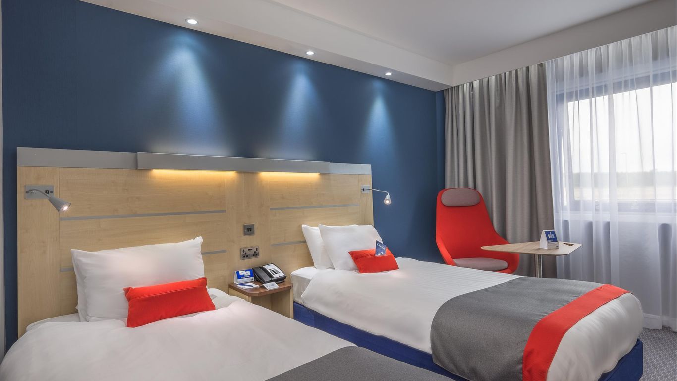 Holiday Inn Express Kettering By IHG from $48. Kettering Hotel Deals ...