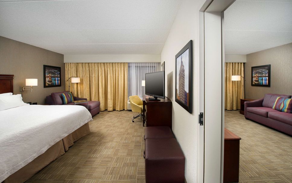 Hampton Inn Rochester Greece from $86. Rochester Hotel Deals & Reviews ...