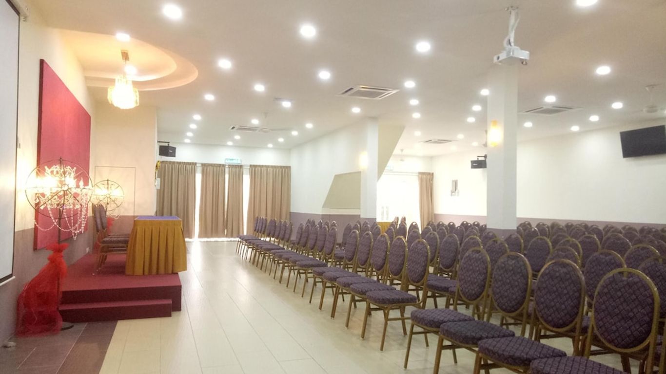 Lipis Plaza Hotel from $22. Kuala Lipis Hotel Deals & Reviews - KAYAK