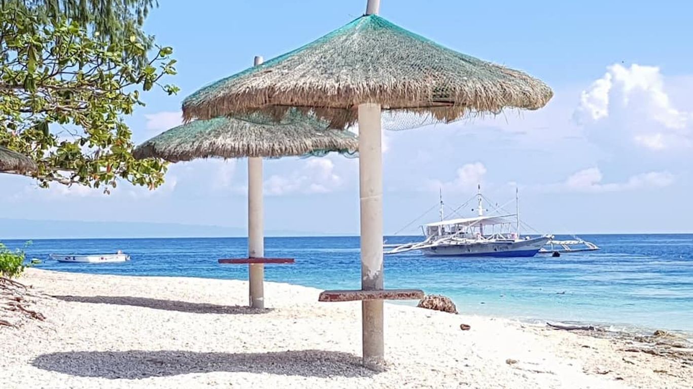 Santander Pebble Beach Resort from $39. Santander Hotel Deals & Reviews ...