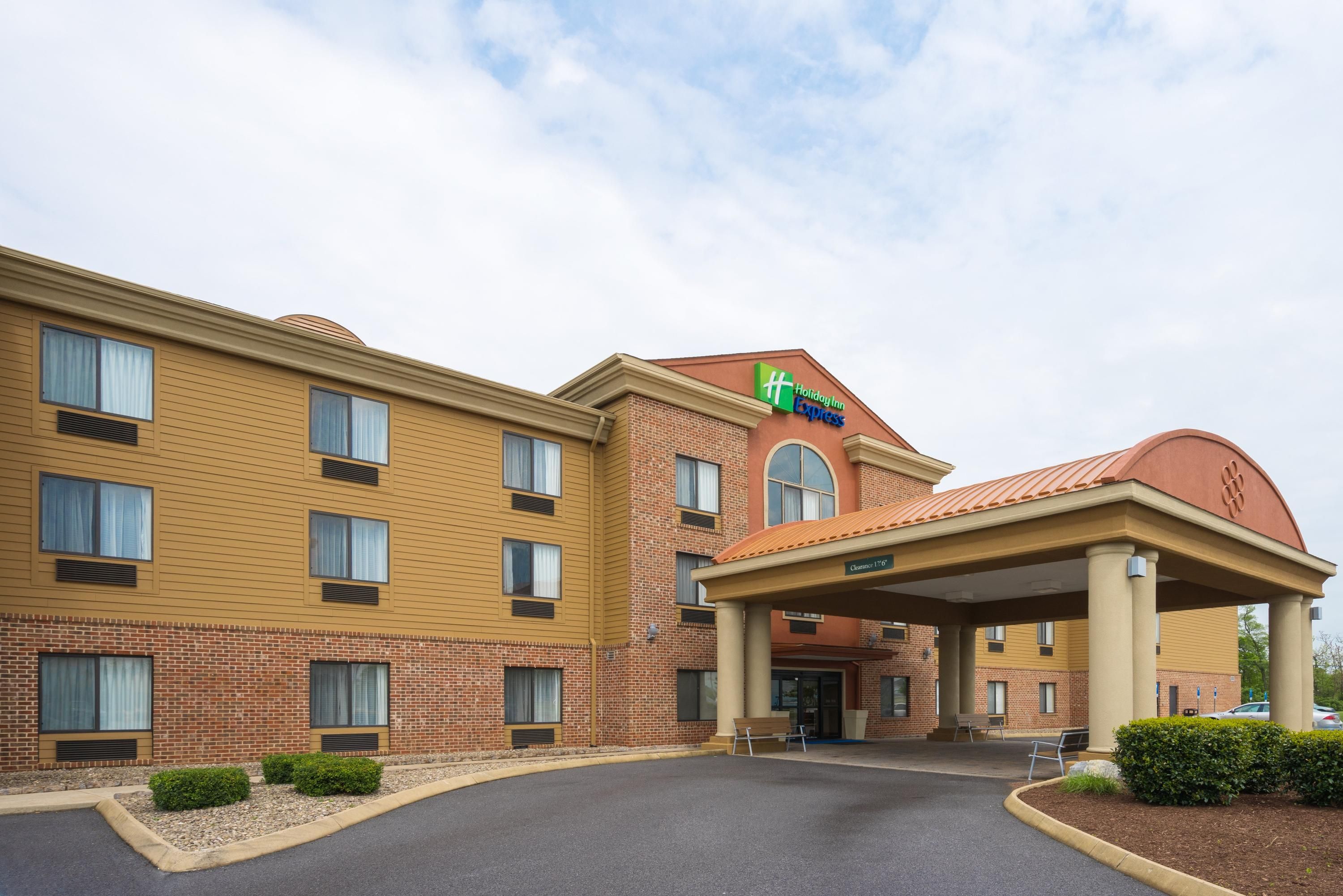 Holiday Inn Express Charles Town from $112. Ranson Hotel Deals ...