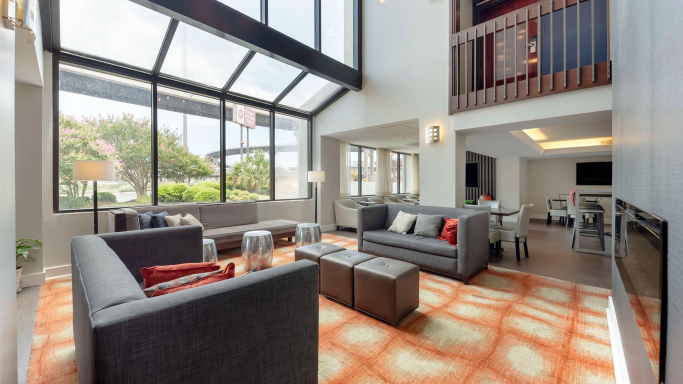 Best Western Plus Austin Central from $79. Austin Hotel Deals & Reviews ...