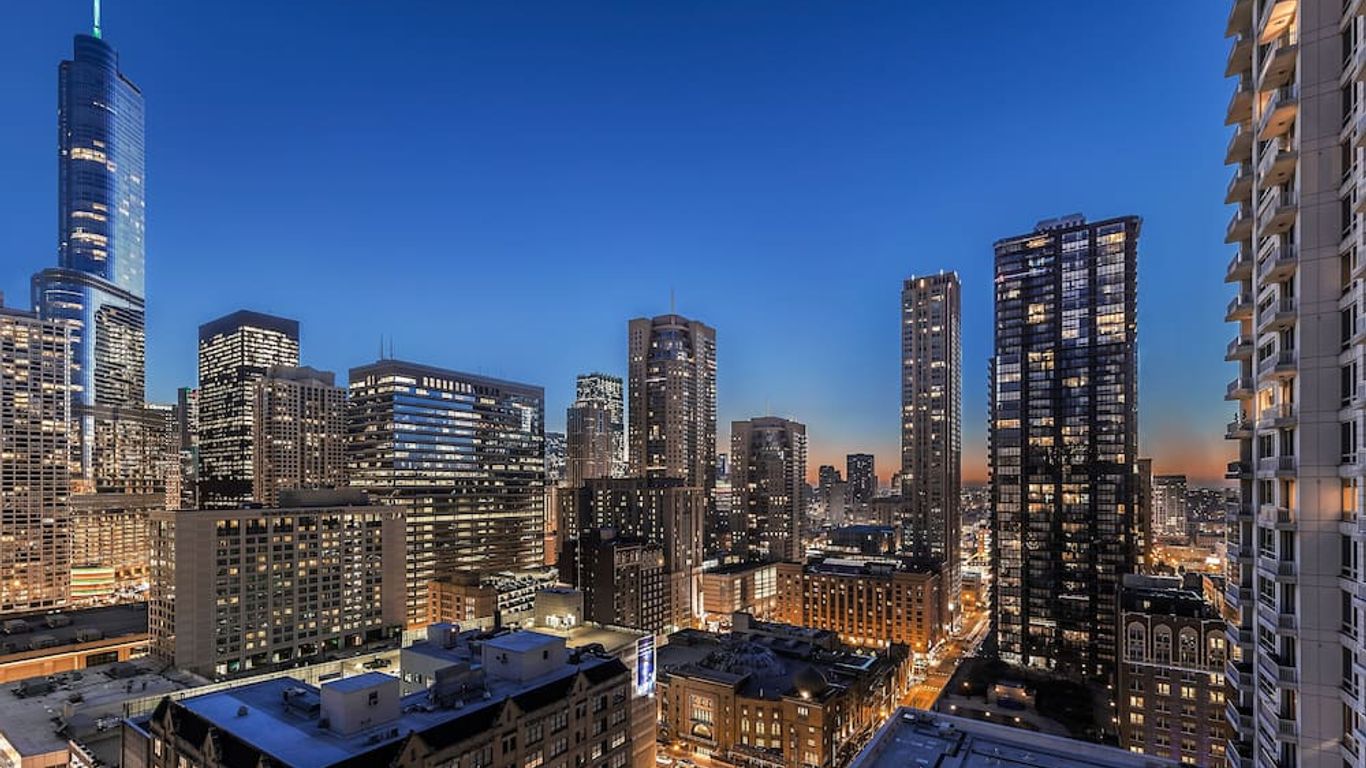 Residence Inn by Marriott Chicago Downtown Magnificent Mile from $133 ...
