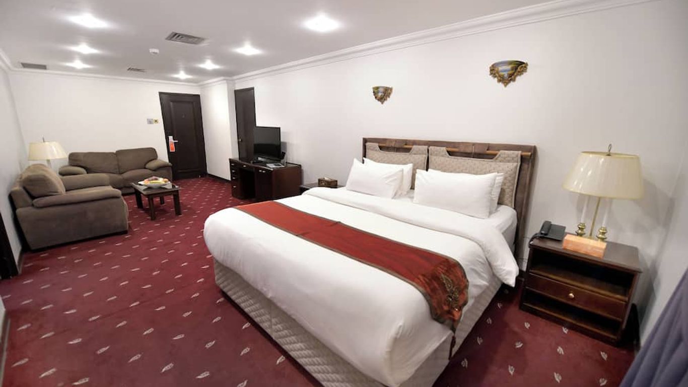 Carlton Tower Hotel Kuwait from $49. Kuwait City Hotel Deals & Reviews ...