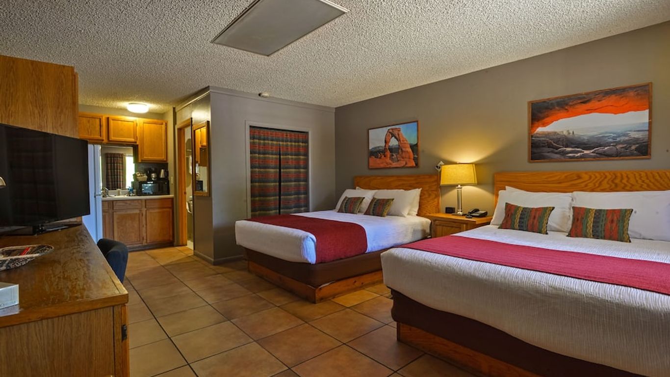 Rustic Inn from $87. Moab Hotel Deals & Reviews - KAYAK