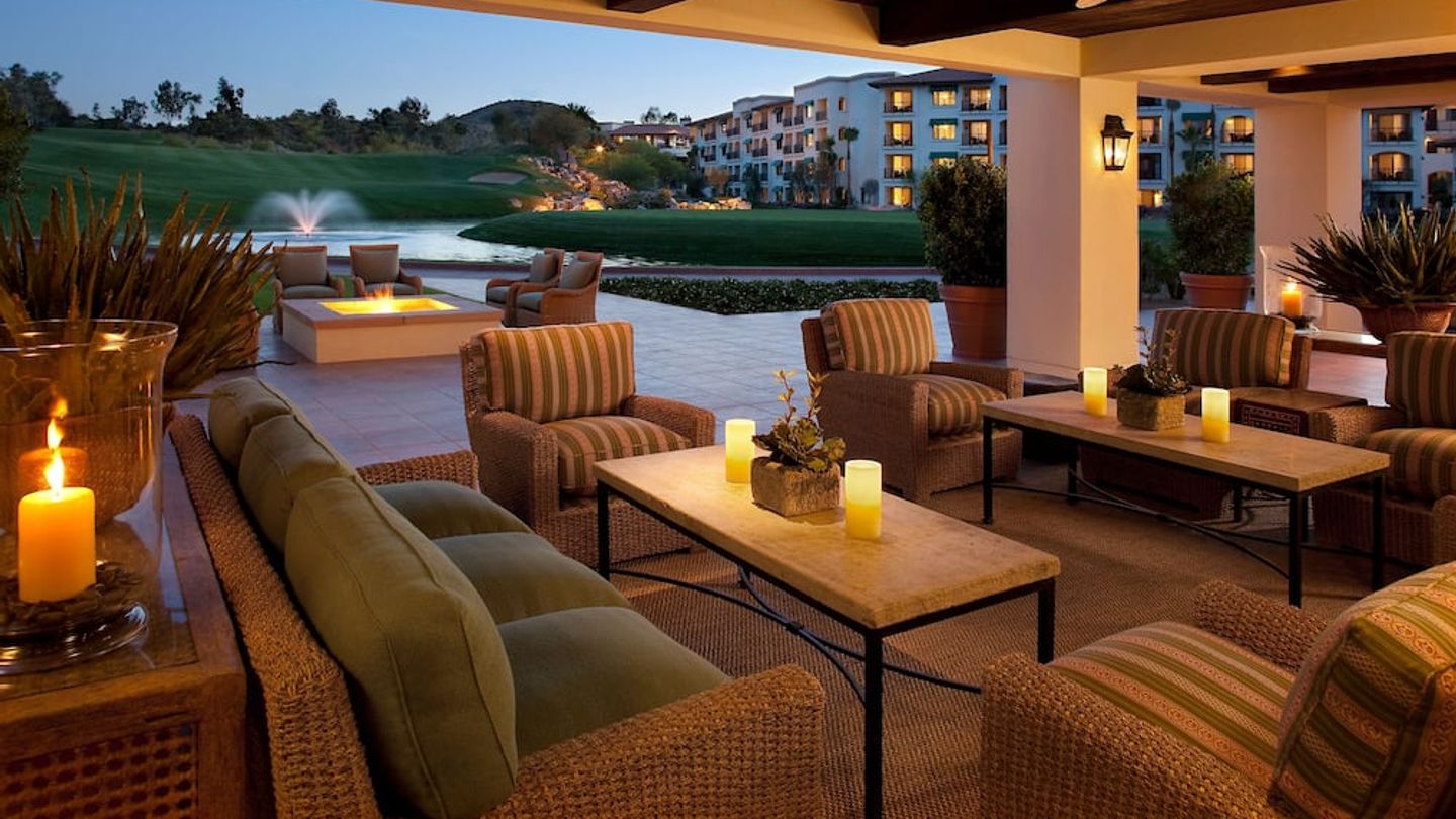Arizona Grand Resort & Spa from $79. Phoenix Hotel Deals & Reviews - KAYAK