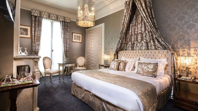 Hotel Claridge Paris from $214. Paris Hotel Deals & Reviews - KAYAK