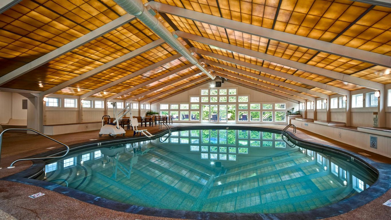 Courtyard by Marriott Cape Cod Hyannis from $127. Hyannis Hotel Deals ...