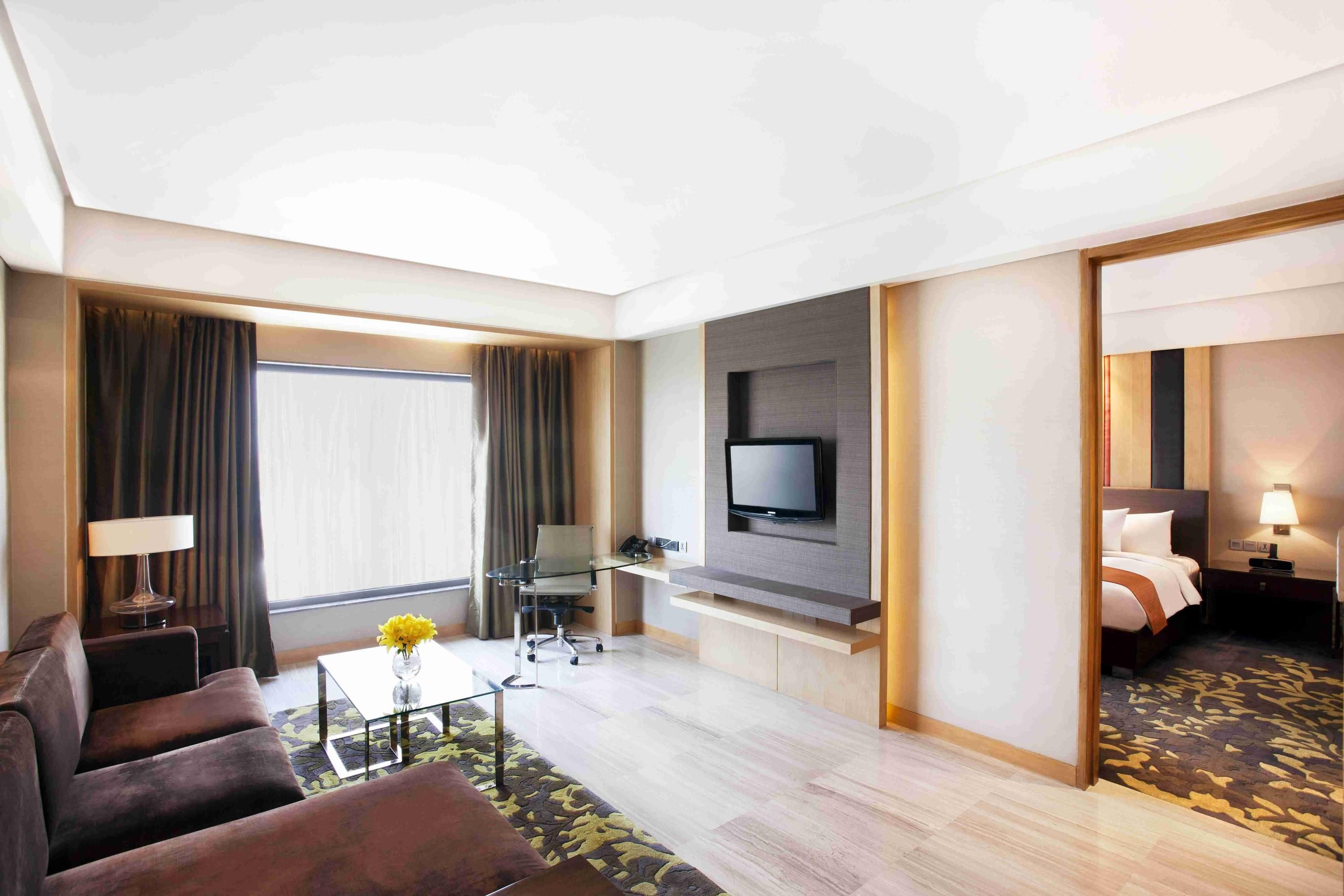 Holiday Inn New Delhi Mayur Vihar Noida from $35. New Delhi Hotel Deals ...