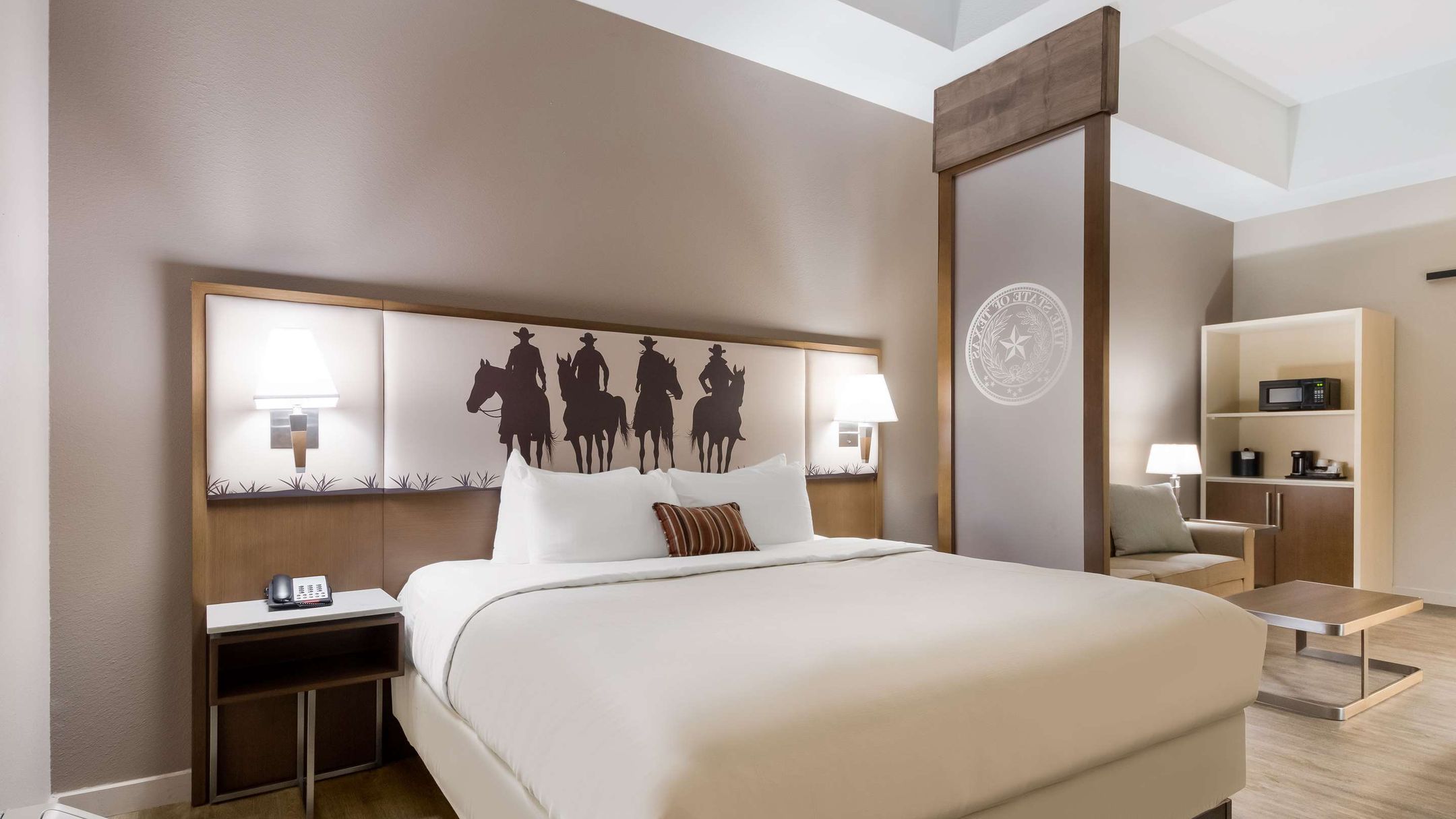 Best Western Bandera Suites & Saloon from $134. Bandera Hotel Deals ...