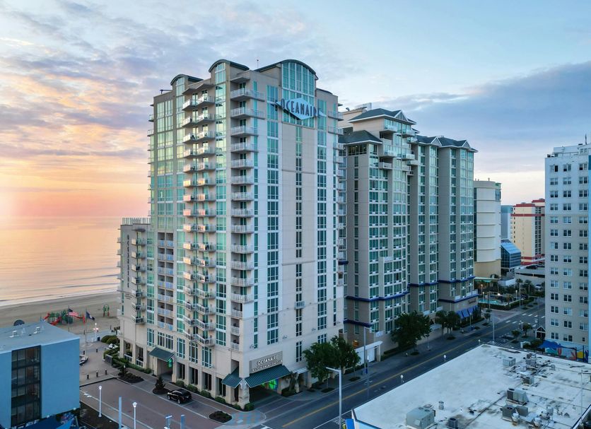 Hilton Vacation Club Oceanaire Virginia Beach from $107. Virginia Beach ...