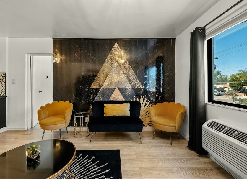 Hotel Zazz from $94. Albuquerque Hotel Deals & Reviews - KAYAK