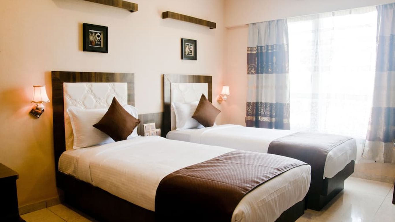 Hotel Casa Riva from $43. Surat Hotel Deals & Reviews - KAYAK