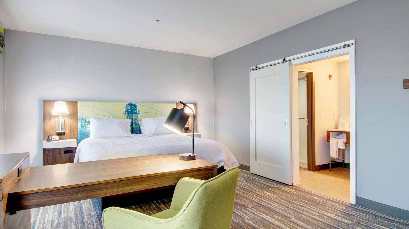 Hampton Inn & Suites Portland West from $103. Portland Hotel Deals ...