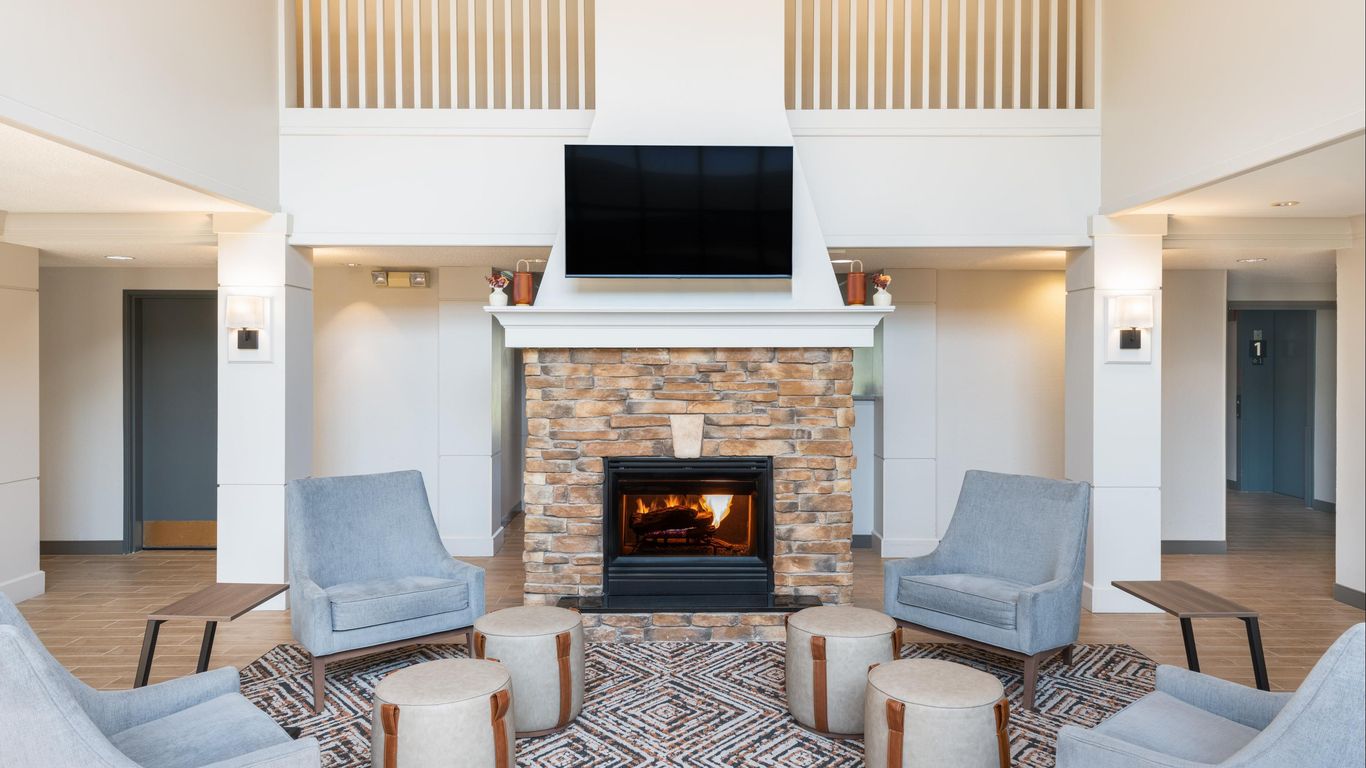 Candlewood Suites Eagan Arpt South - Mall Area from $98. Eagan Hotel ...