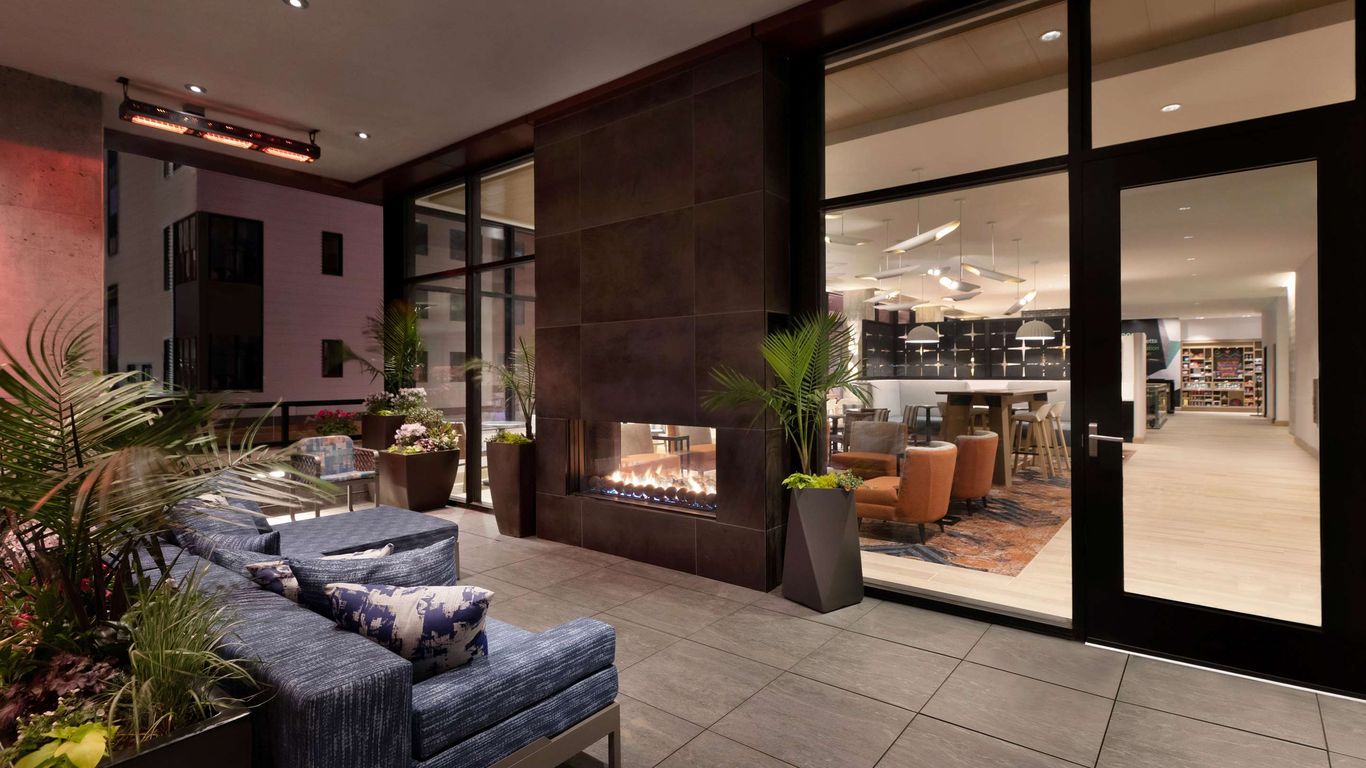 Hampton Inn & Suites Watertown Boston from $122. Watertown Hotel Deals ...