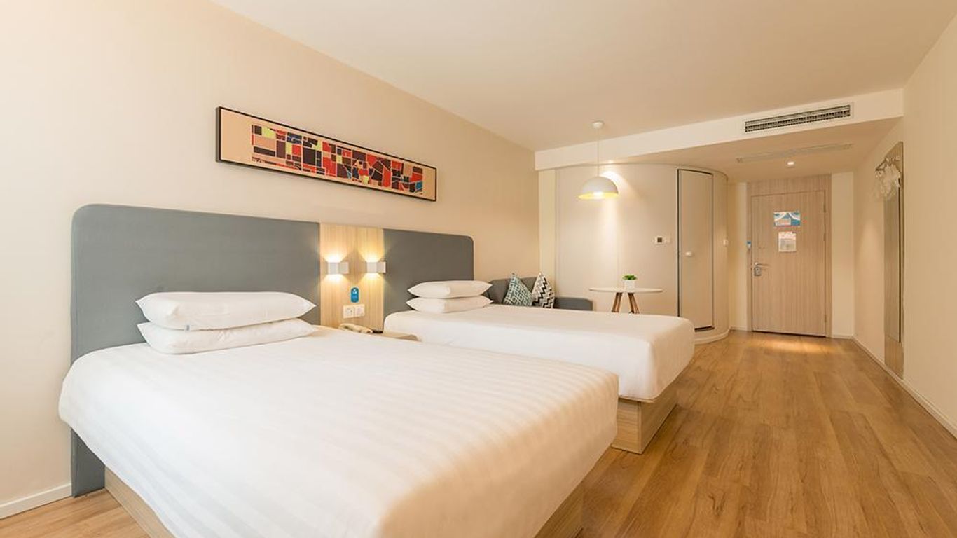 Hanting Hotel Shanghai Zhenjin Road from $45. Shanghai Hotel Deals ...