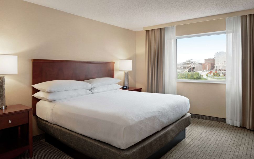 Embassy Suites by Hilton Cincinnati RiverCenter from $103. Covington ...