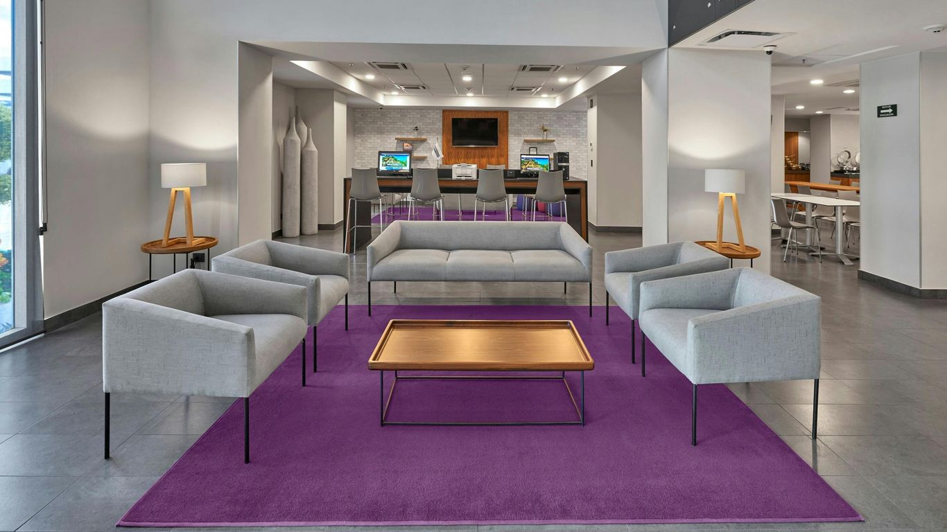 City Express by Marriott Merida from $65. Mérida Hotel Deals & Reviews ...