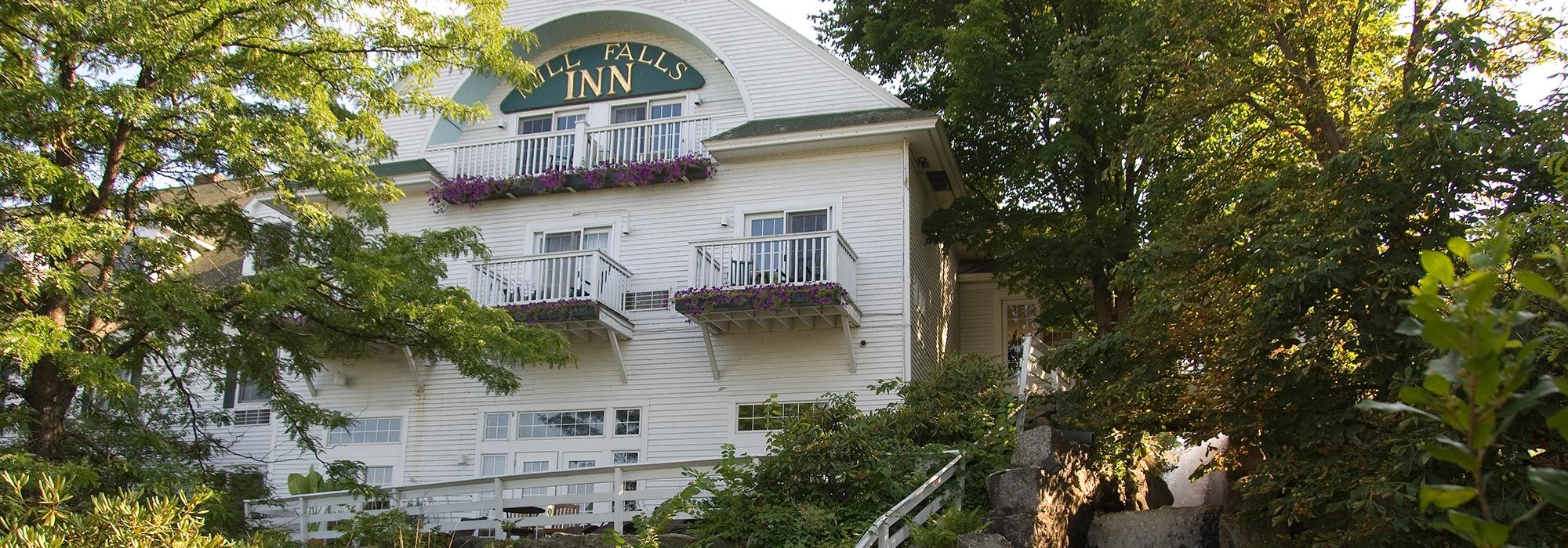Mill Falls at the Lake from $176. Meredith Hotel Deals & Reviews - KAYAK