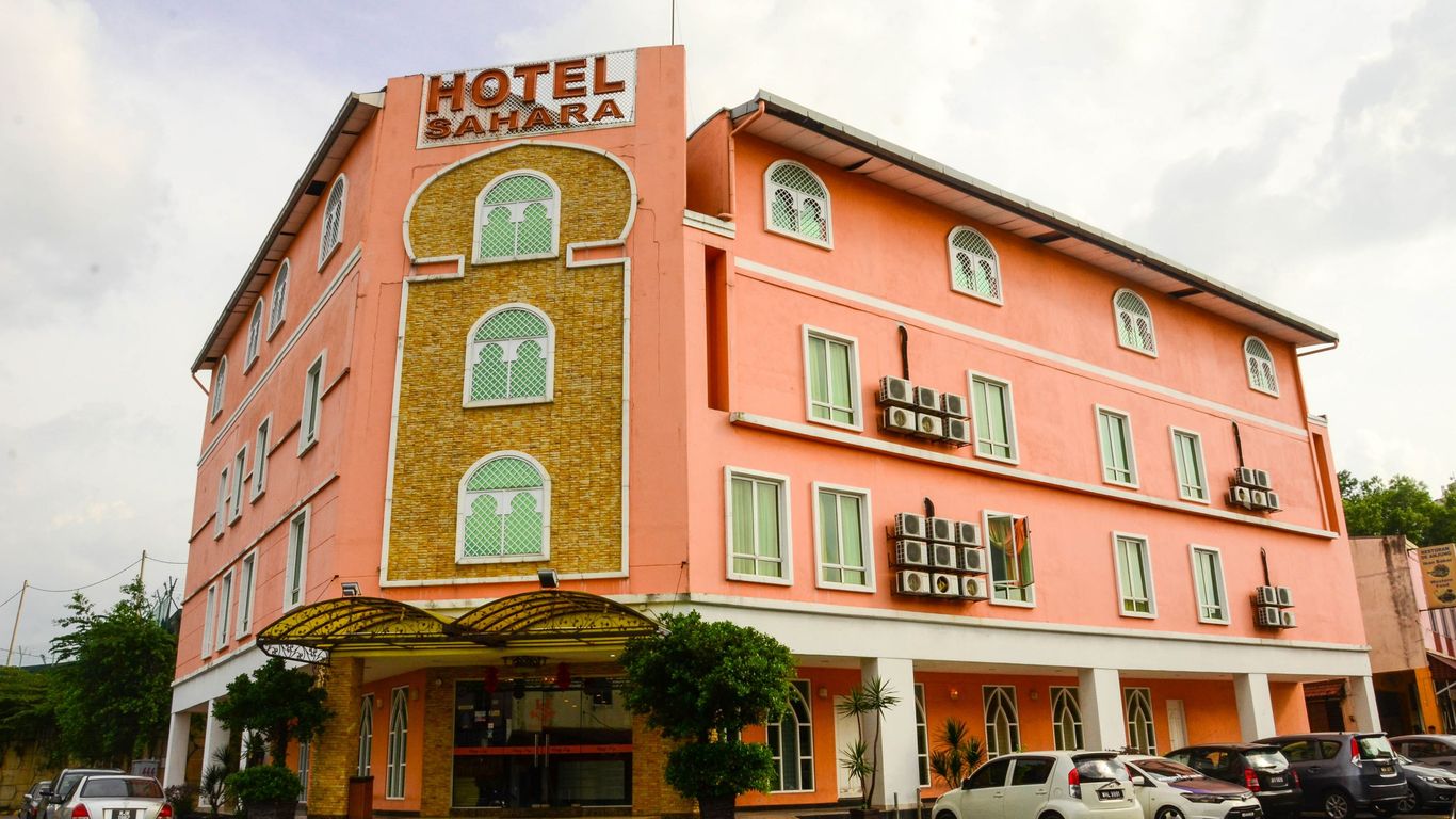 OYO 235 Hotel Sahara Rawang from . Rawang Hotel Deals & Reviews - KAYAK