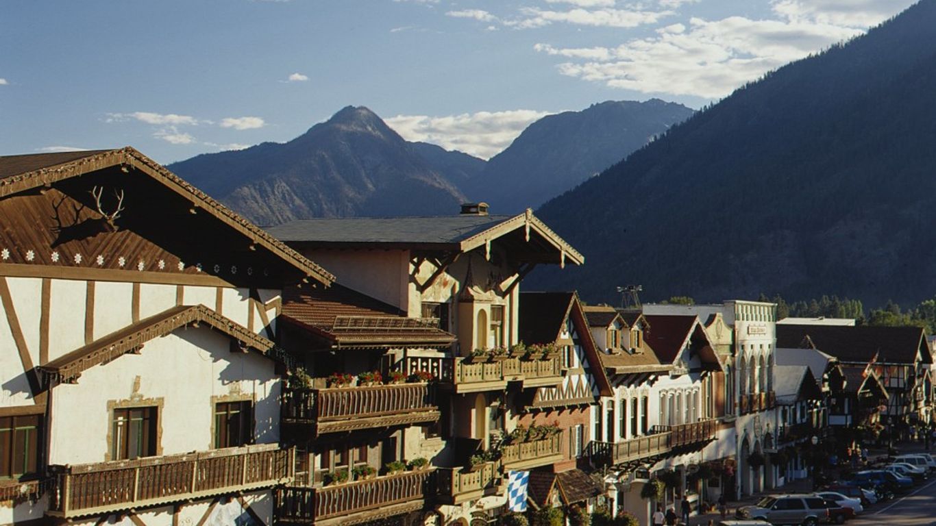 Enzian Inn $172 ($̶3̶0̶8̶). Leavenworth Hotel Deals & Reviews - KAYAK