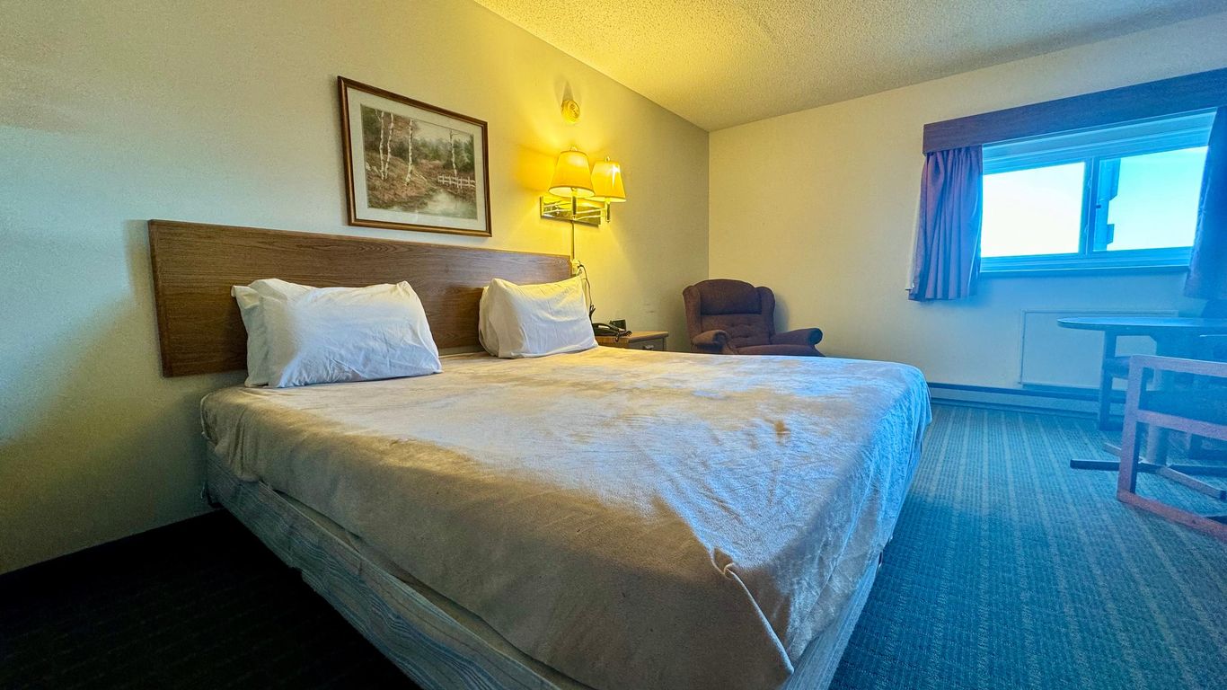 Dakota Inn Minot from $42. Minot Hotel Deals & Reviews - KAYAK