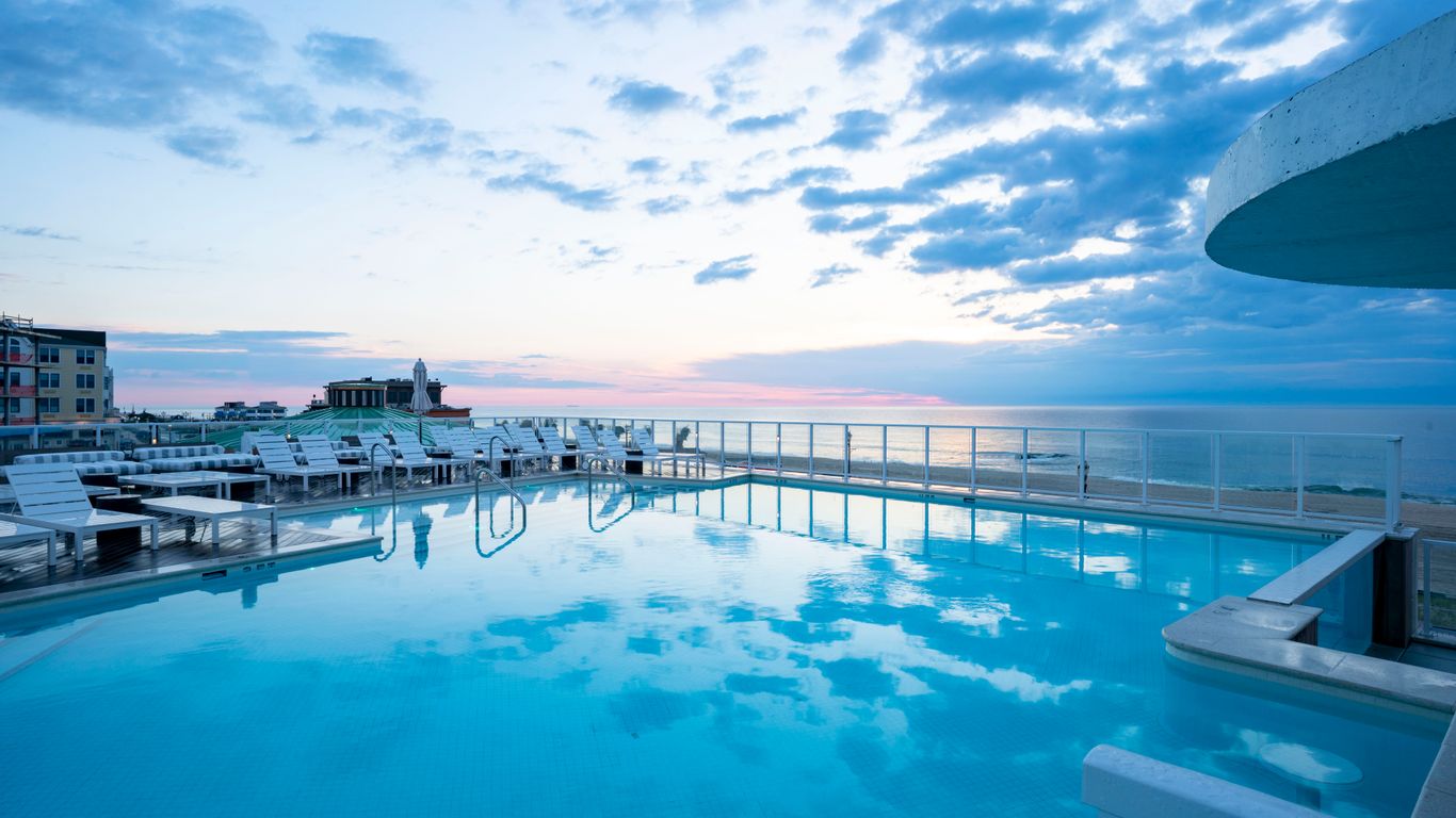 Wave Resort from $172. Long Branch Hotel Deals & Reviews - KAYAK