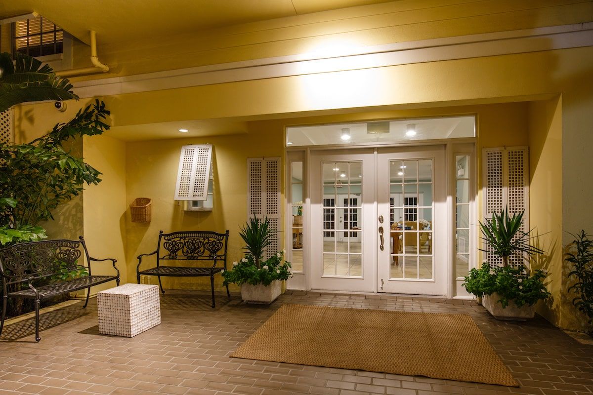 Naples Garden Inn from $75. Naples Hotel Deals & Reviews - KAYAK