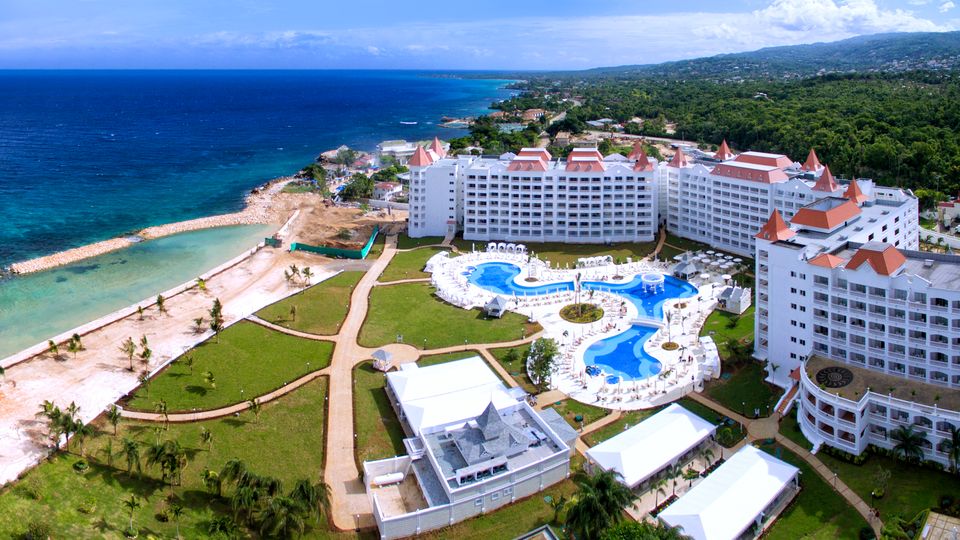 Bahia Principe Luxury Runaway Bay, Adults Only from $34. Runaway Bay ...