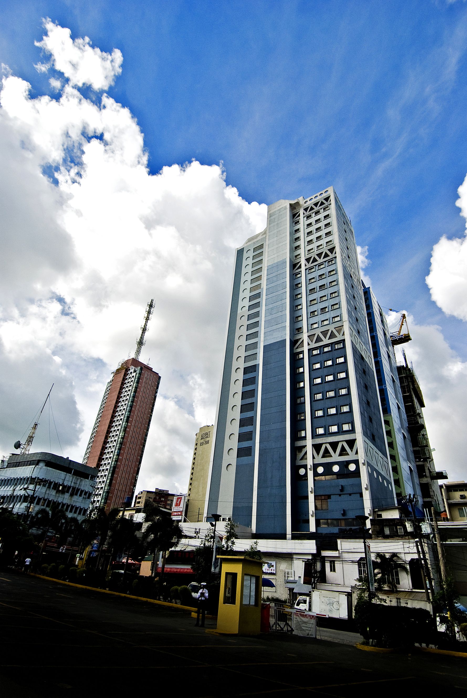 Berjaya Makati Hotel from $33. Makati Hotel Deals & Reviews - KAYAK
